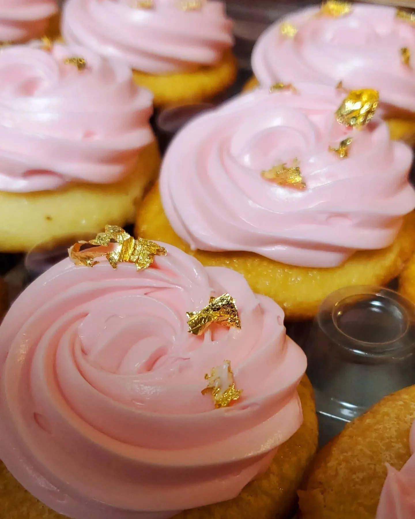 (Add-On) Cupcakes – Cake + Batter Co